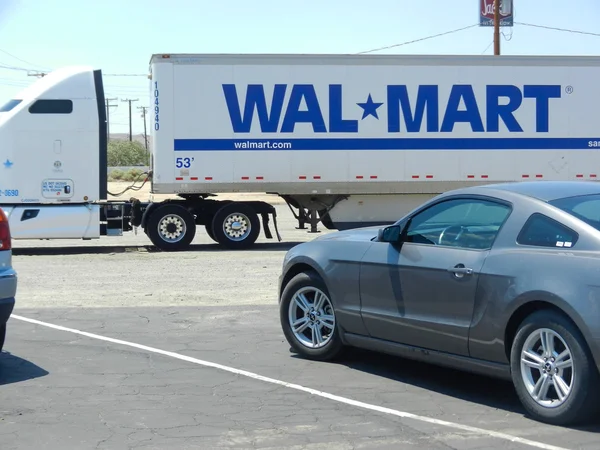Walmart truck Pictures, Walmart truck Stock Photos & Images ...