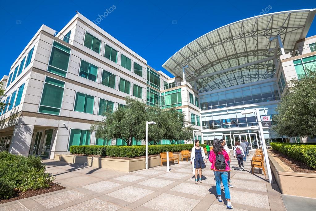Apple Infinite Loop – Stock Editorial Photo © bennymarty #123134858