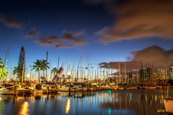 Honolulu at night Stock Photos, Royalty Free Honolulu at night Images ...