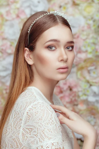 Young model posing Stock Photo by ©natalliajolliet 97389396