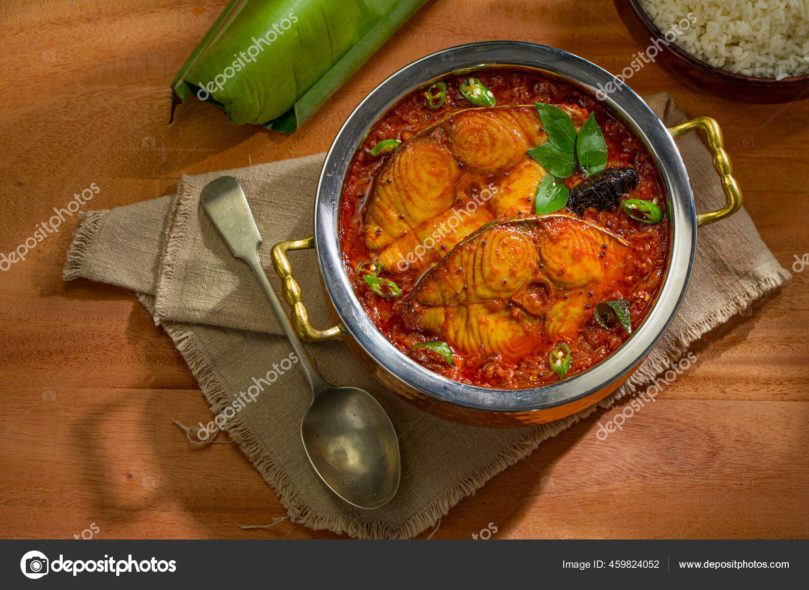 Seer Fish Curry Traditional Indian Fish Curry Kerala Special Arranged ...
