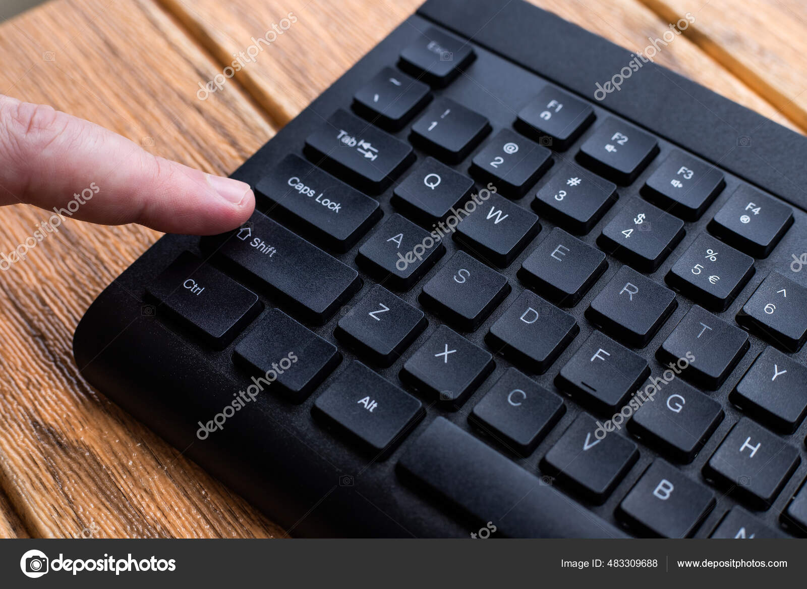 Hands Pointing Pressing Computer Keyboard Keys Typewriting New Ideas ...
