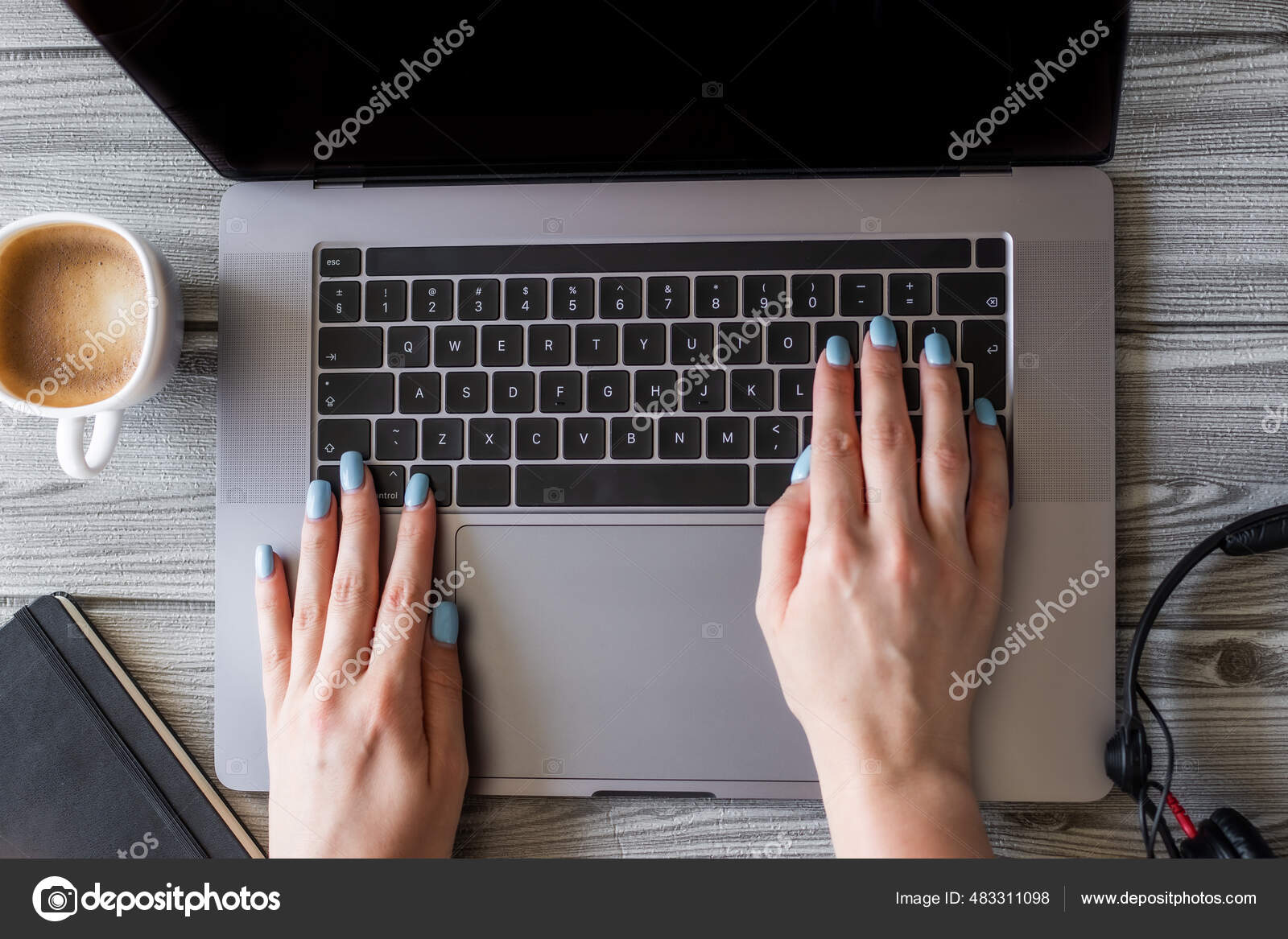 Lady Hands Pointing Pressing Computer Keyboard Keys Typewriting New ...