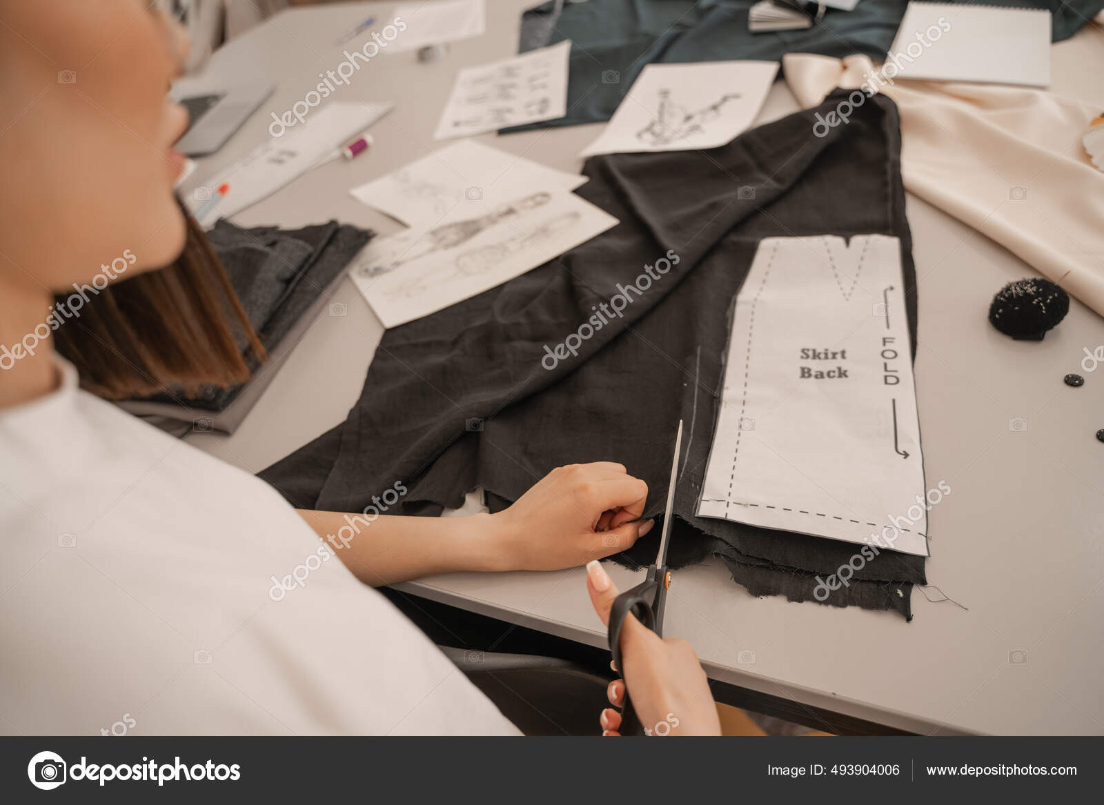 Cropped View Designer Cutting Cloth Sewing Pattern — Stock Photo ...