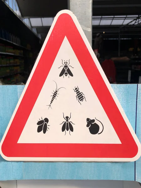 Warning sign bees Stock Photos, Royalty Free Warning sign bees Images ...