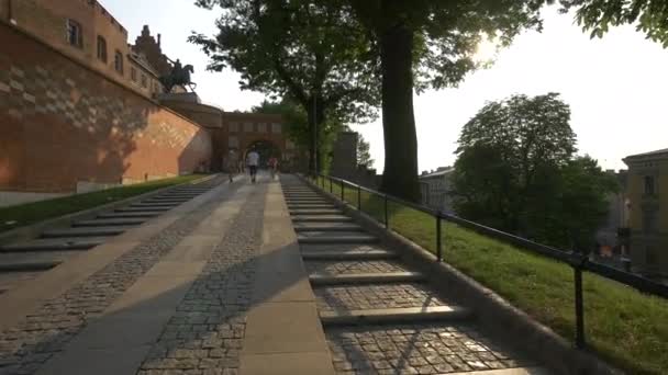 2,586 Budowa krok po kroku Videos, Royalty-free Stock Budowa krok po ...