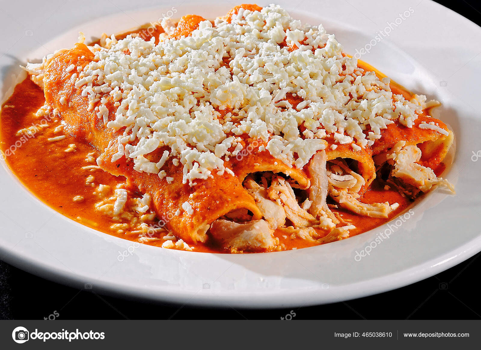 Enchiladas Rojas De Pollo