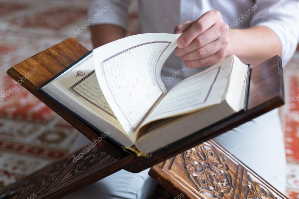 Muslim Man Reading Quran — Stock Photo © Myvisuals #118356228