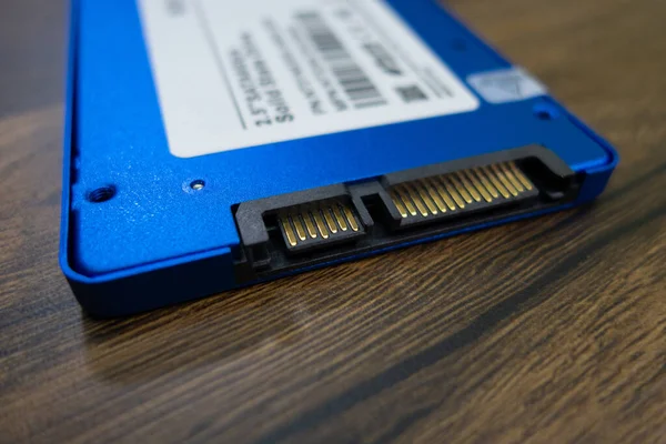 Imágenes de Conector sata libres de derechos | Depositphotos