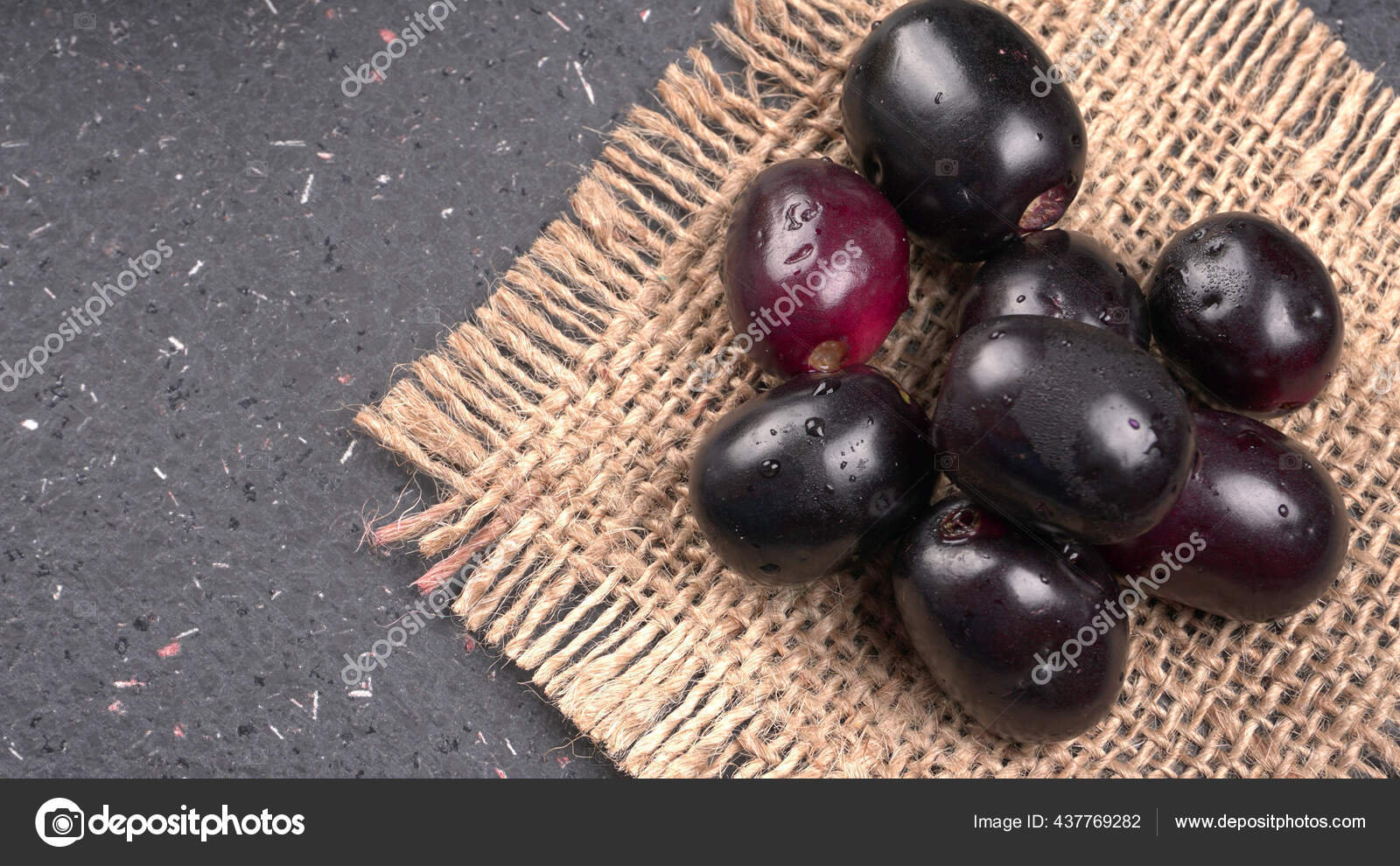 Jambolan Plum Jambul Jamun Fruit Java Plums Syzygium Cumini Fruits ...