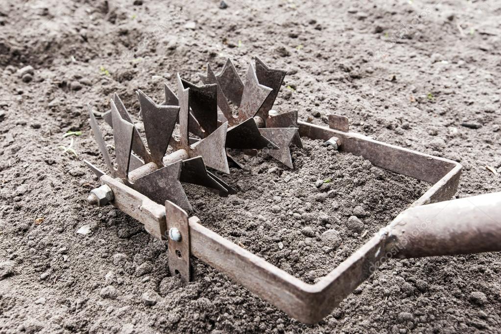 Manual Garden Plow | Fasci Garden