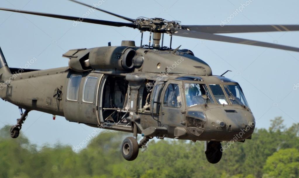 UH-60 Black Hawk Helicopter Landing – Stock Editorial Photo ...