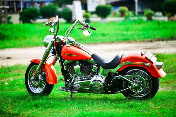 Red harley davidson Stock Photos, Royalty Free Red harley davidson ...