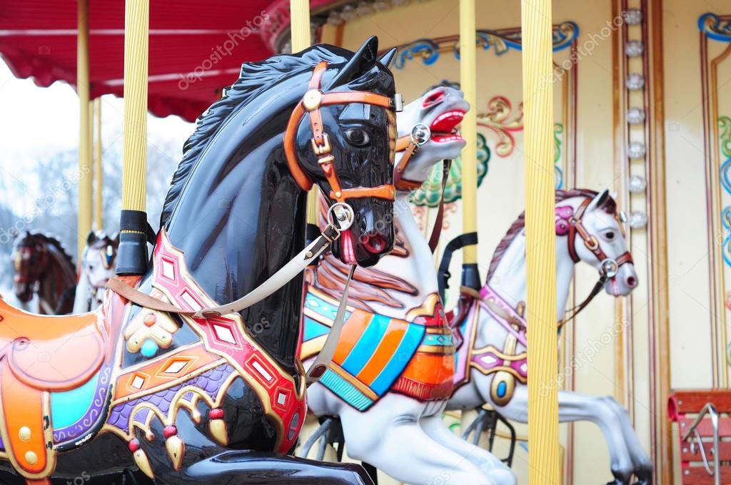 Beautiful carousel horse | Beautiful horse carousel in a holiday park ...