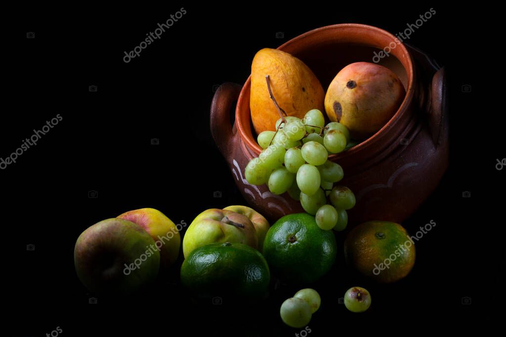 bodegon de frutas, ricas y saludables 2023