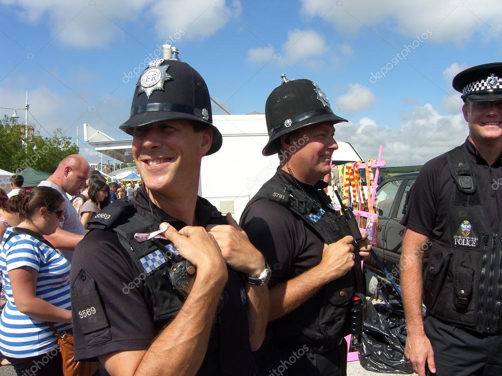 2 Devon and Cornwall police officers - Bideford, Devon England – Stock ...