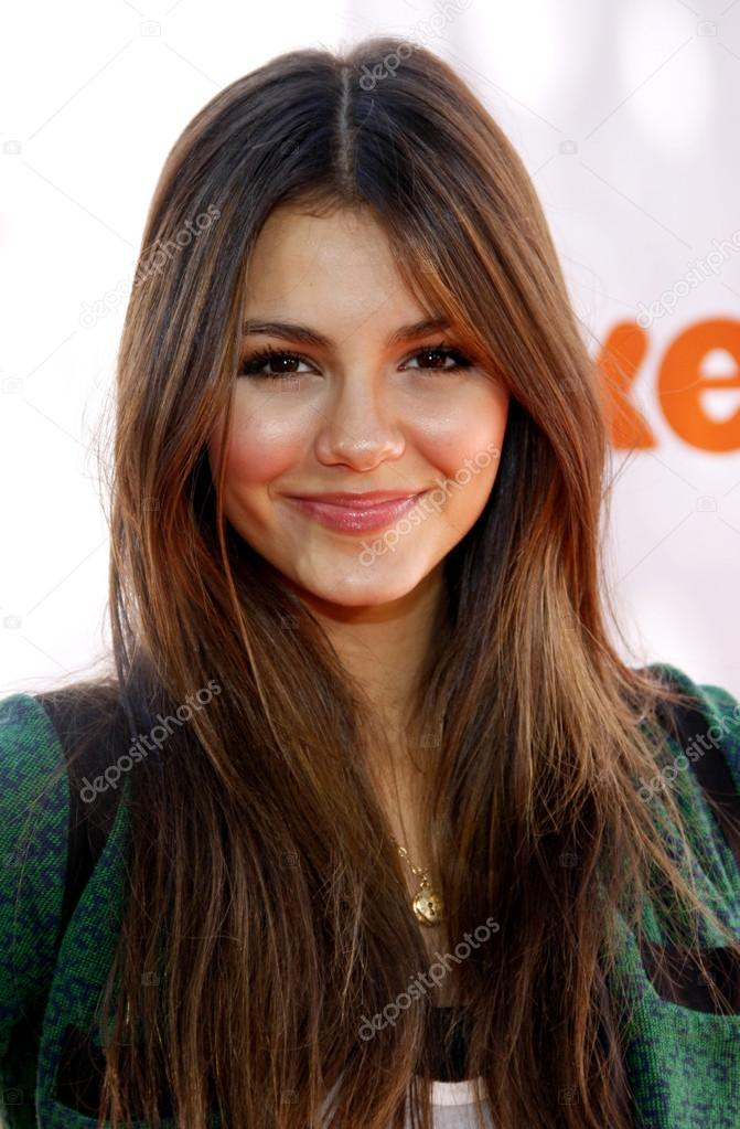 Victoria Justice Photoshoot 2010