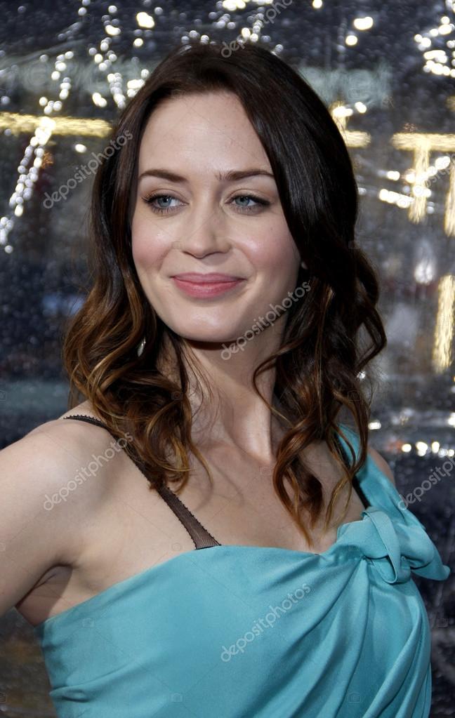 Emily Blunt Gratis