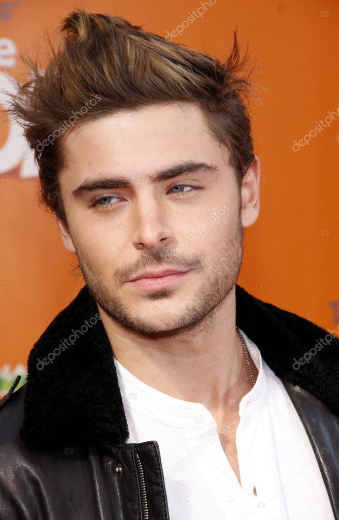 Actor Zac Efron — Stock Editorial Photo © PopularImages #104446088