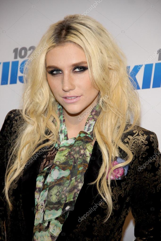 Singer songwriter Kesha – Stock Editorial Photo © PopularImages #104448024