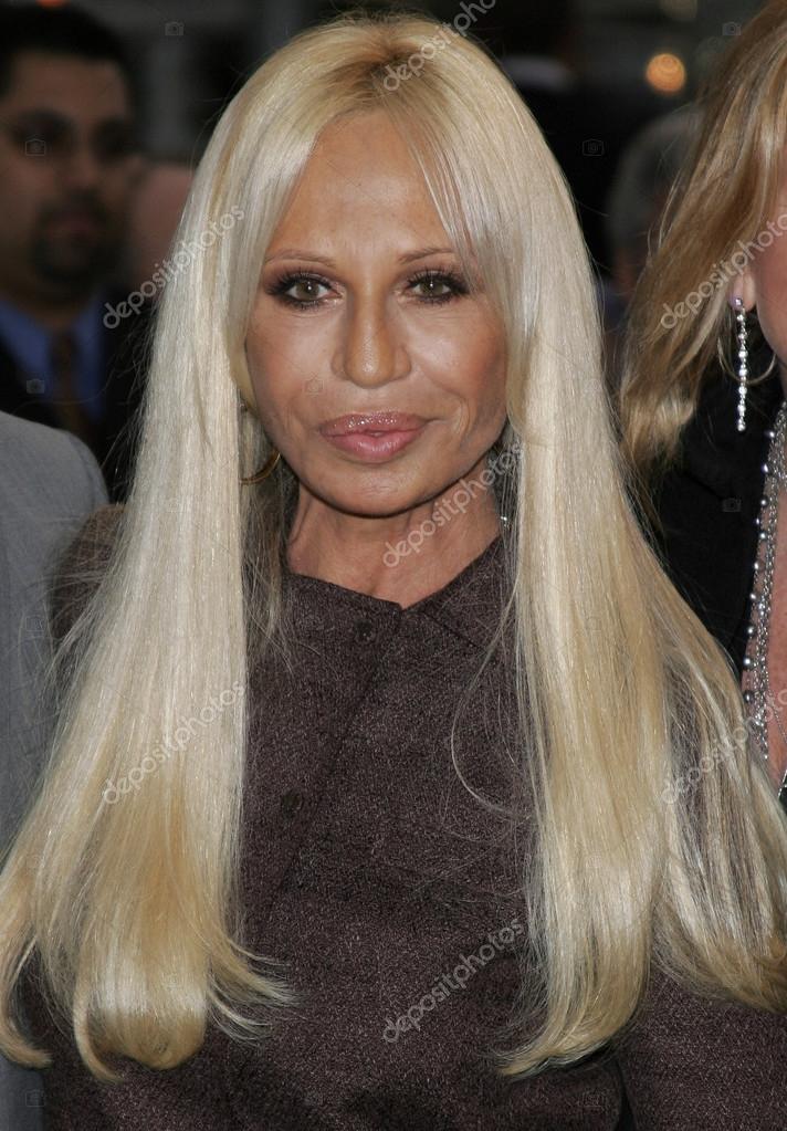 Designer Donatella Versace – Stock Editorial Photo © PopularImages ...