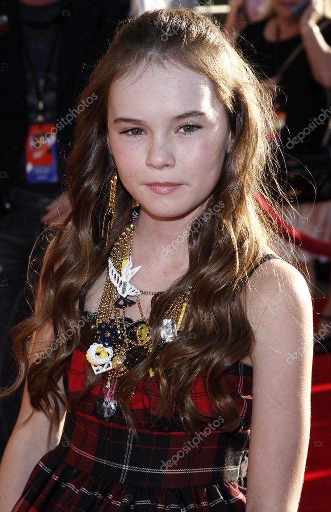 Actress Madeline Carroll Stock Editorial Photo © Popularimages 116948406