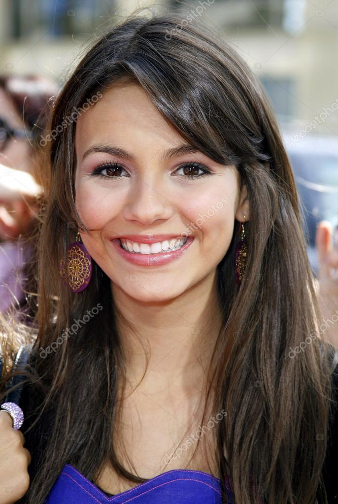 Actress Victoria Justice – Stock Editorial Photo © PopularImages #116974112