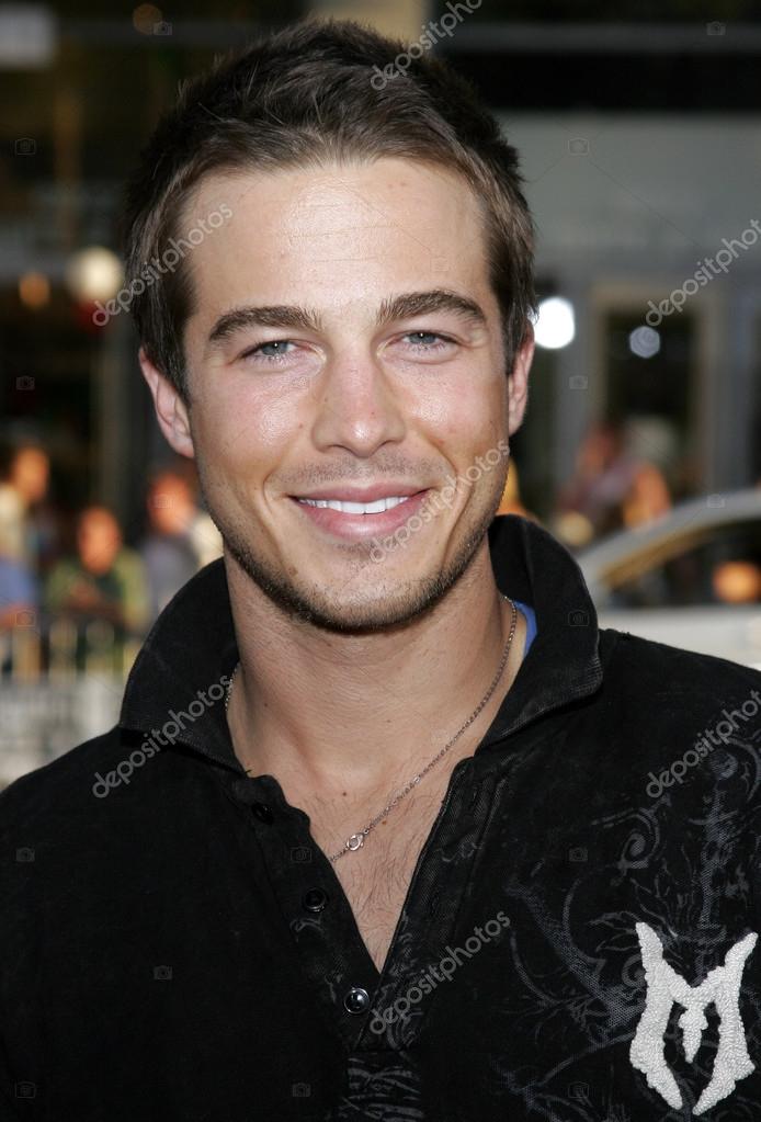 Actor Ryan Carnes – Stock Editorial Photo © PopularImages #122283684