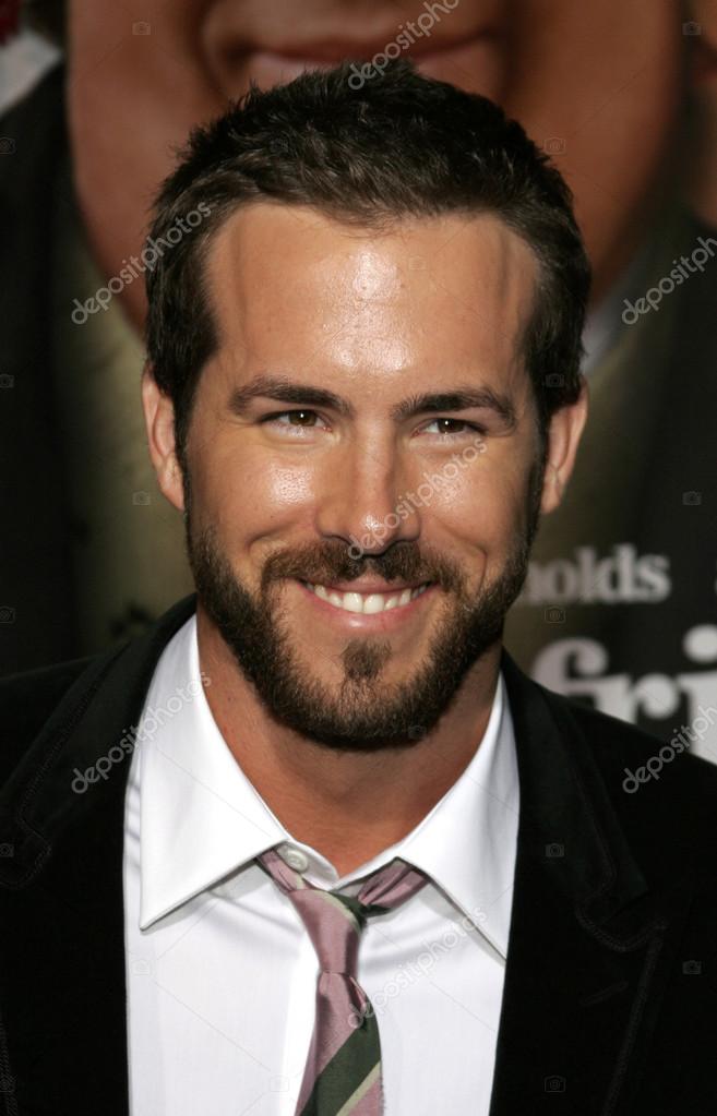 Actor Ryan Reynolds – Stock Editorial Photo © PopularImages #122435570