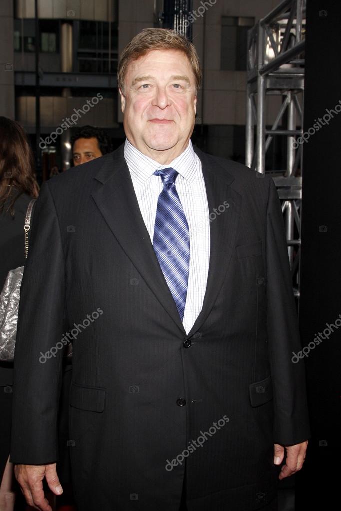 El actor John Goodman — Foto editorial de stock #83619272 ©PopularImages