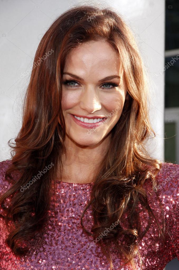 Kelly Overton Actress) Pictures Of Kelly Overton (actress), Picture