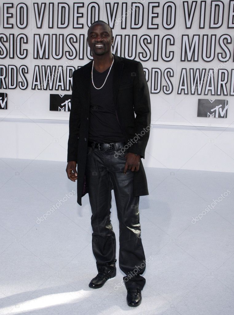 Singer-musician Akon — Stock Editorial Photo © PopularImages #93019850