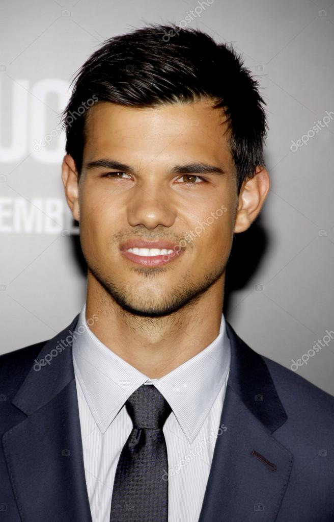 Actor Taylor Lautner — Stock Editorial Photo © PopularImages #95616590