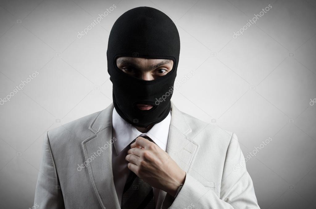 Robber in a white tuxedo straightens tie — Stock Photo © 5nikolas5 ...