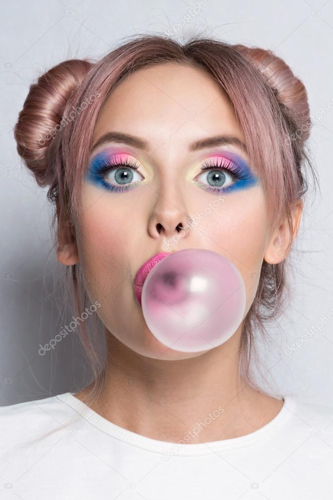 Bubblegum Makeup | Saubhaya Makeup