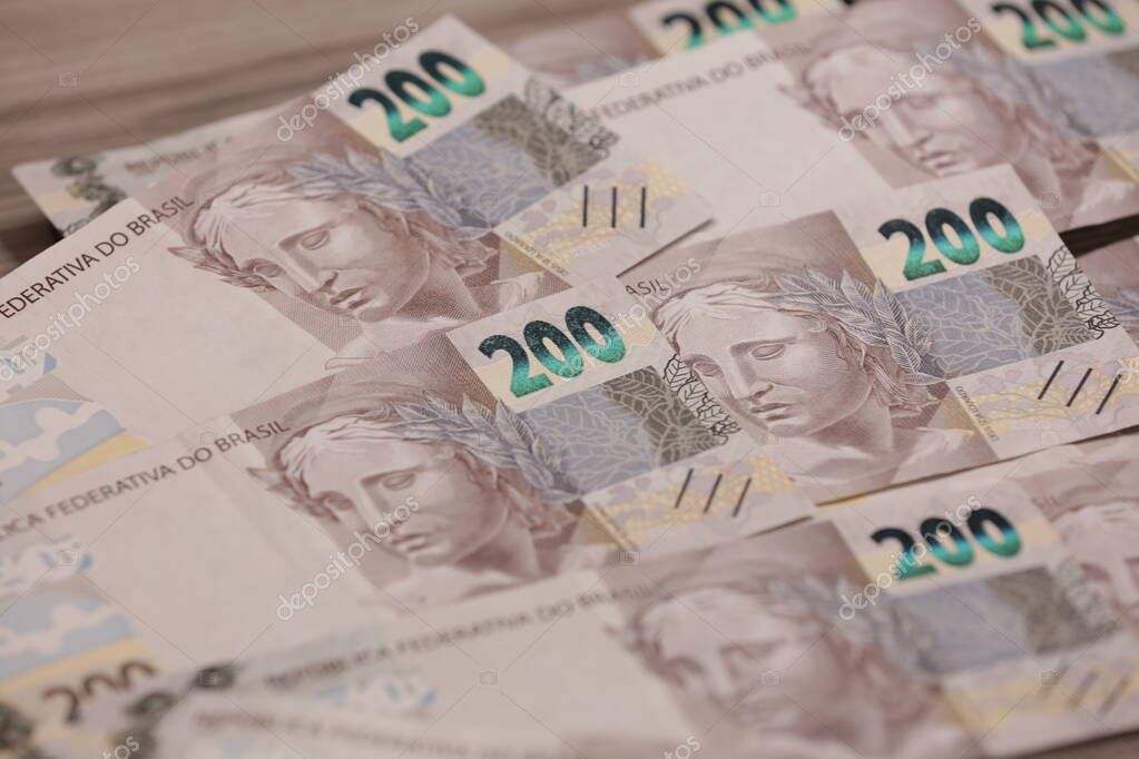 Vista de un billete de 200 reales. 2022