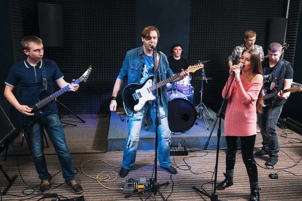 Vocalists Stock Photos, Royalty Free Vocalists Images | Depositphotos