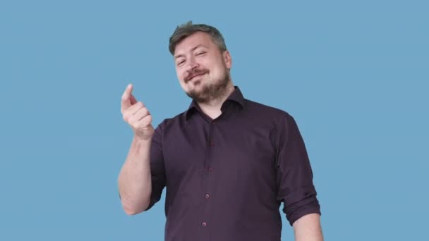 Phone gesture call me man cell hand sign gif loop — Stock Video ...