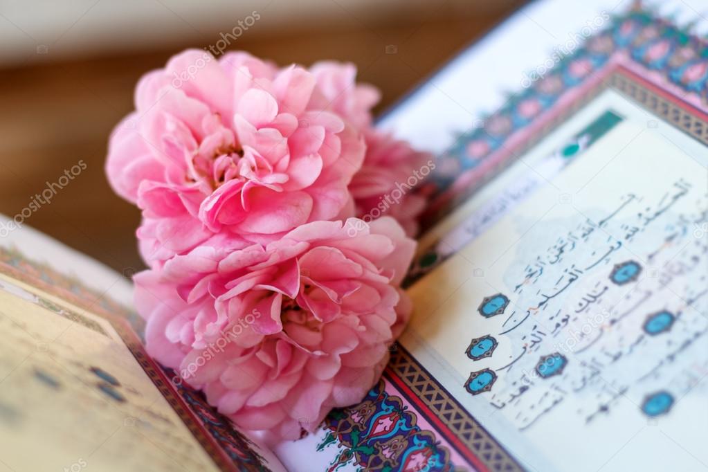 Quran and rose — Stock Photo © Aiscream #108116830