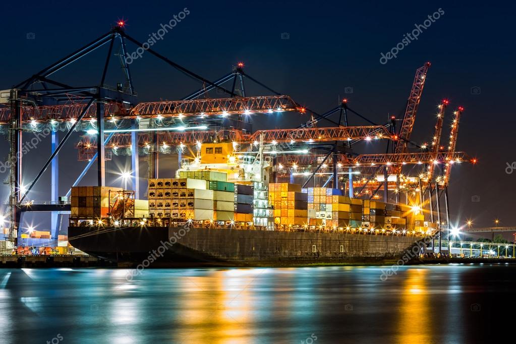 Ship loaded in New York container terminal Stock Photo by ©mandritoiu ...