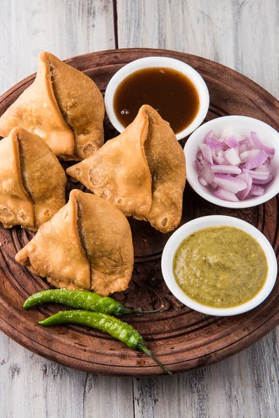 Indian food samosa Stock Photos, Royalty Free Indian food samosa Images ...
