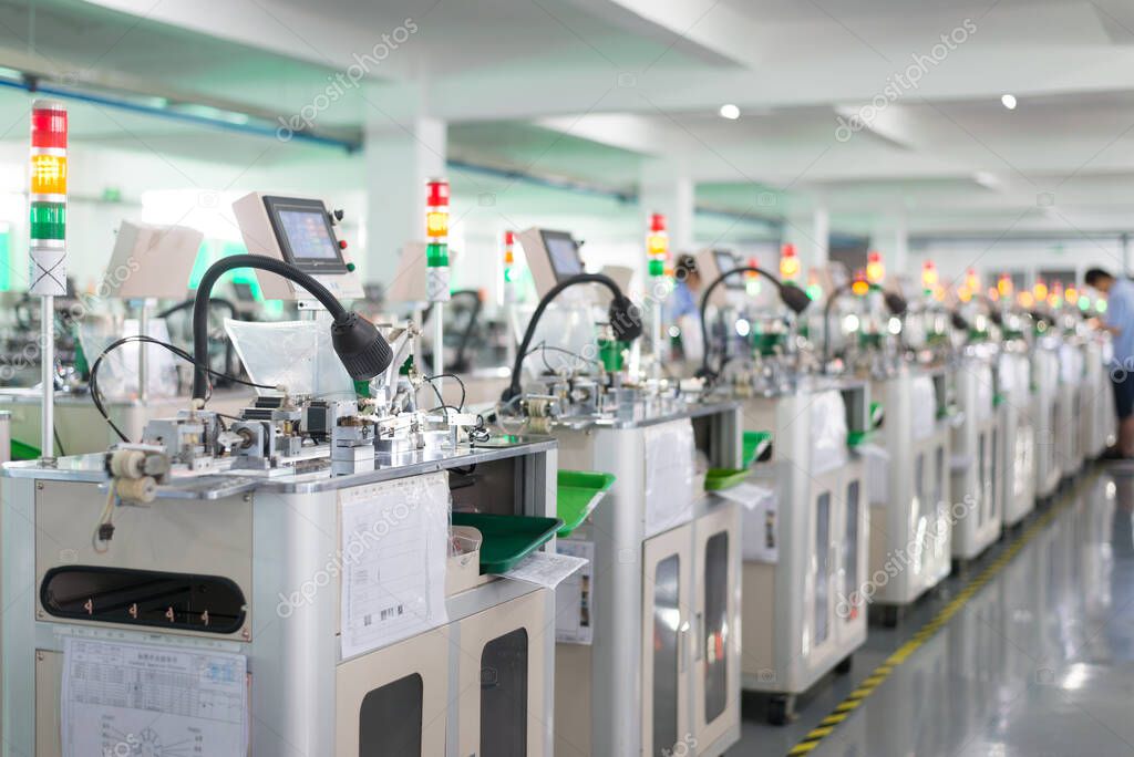 Una planta de producción automatizada para una empresa de fabricación ...