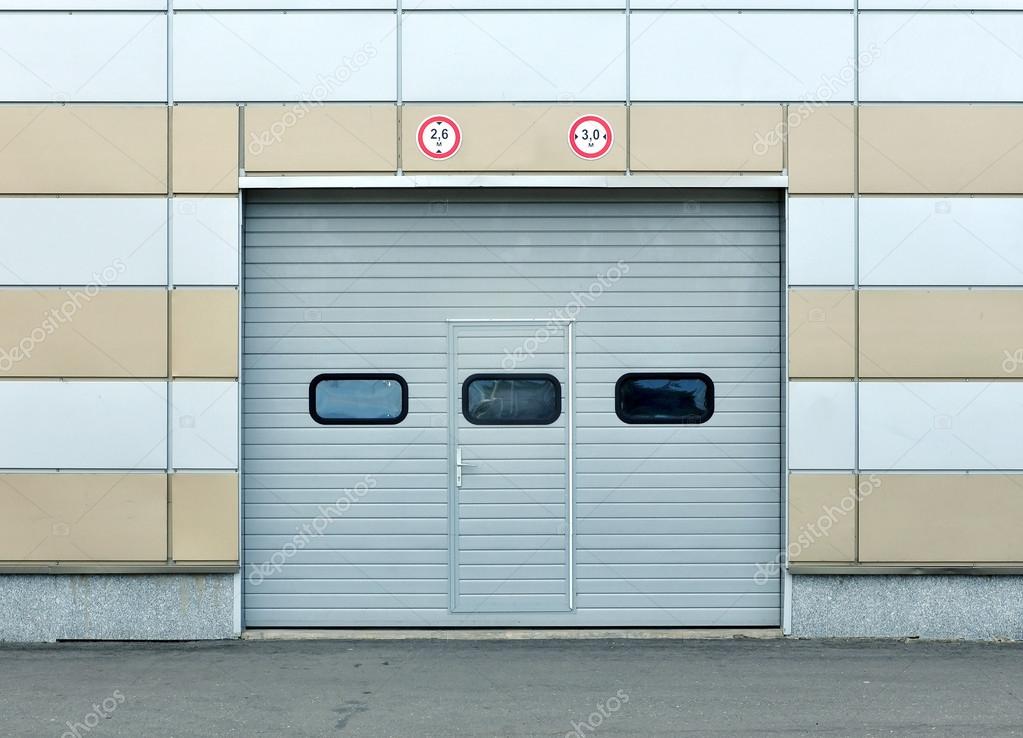 Modern garage gates — Stock Photo © struvictory #118364198