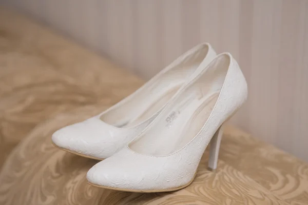 White Wedding shoes Stock Photo by ©StanislavUvarov 84408072