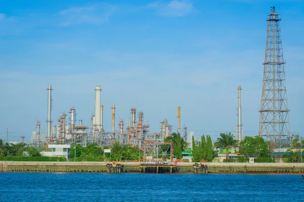 Oil refinery plant on sunny day. - Stock Image - Everypixel