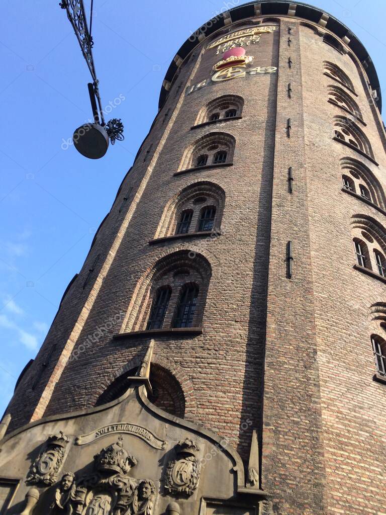 La Torre Redonda es un famoso monumento de 36 metros de Copenhague ...