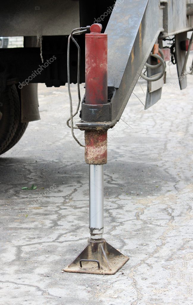 Truck Strong Outrigger Stabilizing Legs Extended Working Leg Outrigger ...