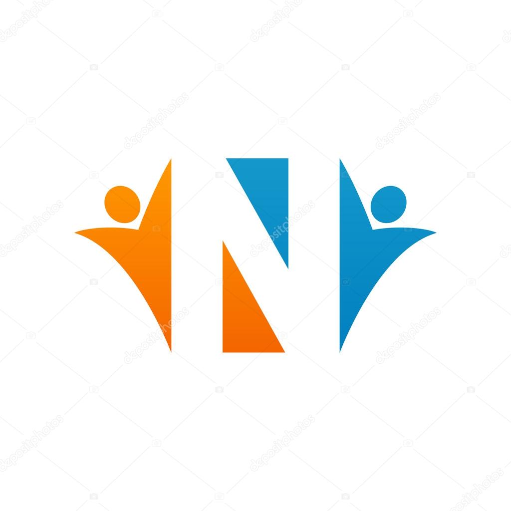N inicial alfabeto letra logotipo con el trabajo en equipo swoosh ...