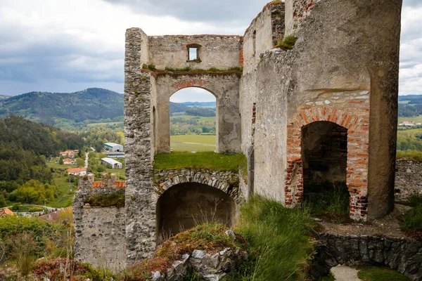 Hrad rabi images libres de droit, photos de Hrad rabi | Depositphotos