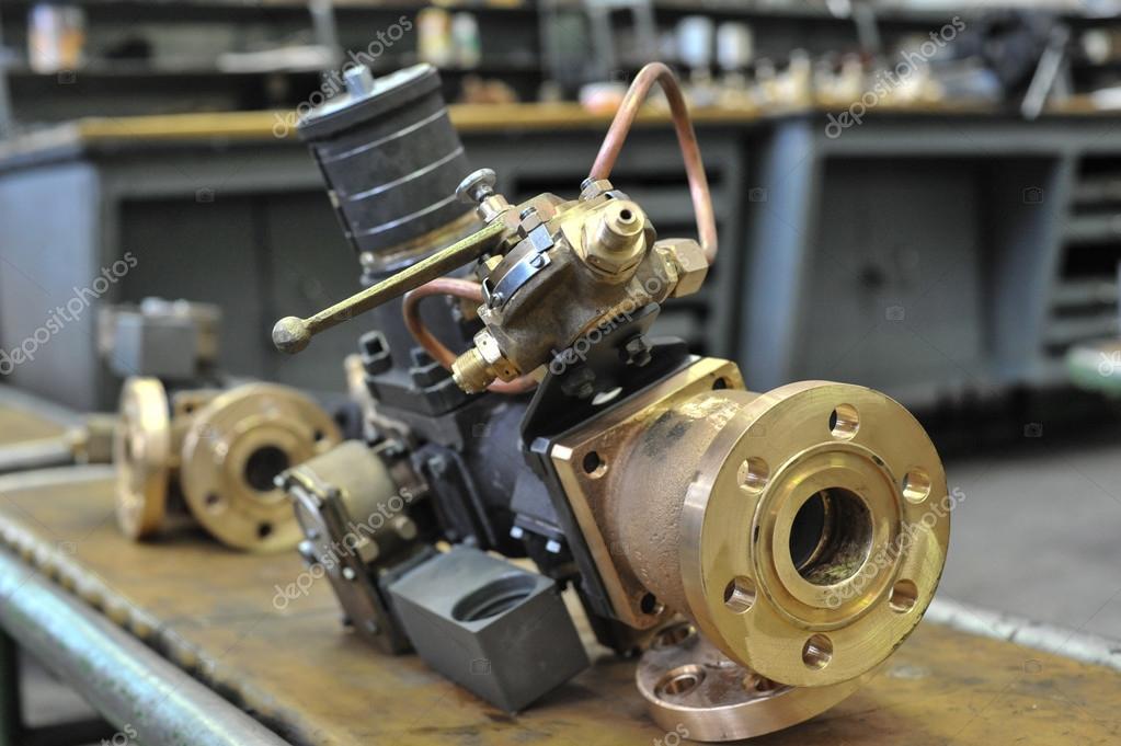 Workshop ship fittings – Stock Editorial Photo © gogiyan #100251000